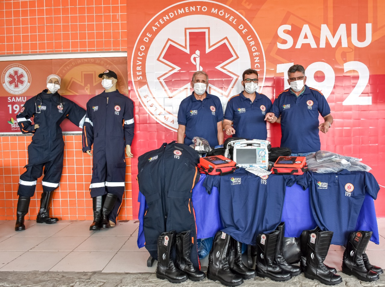 Jânio entrega novos equipamentos e uniformes para o SAMU de Porto ...